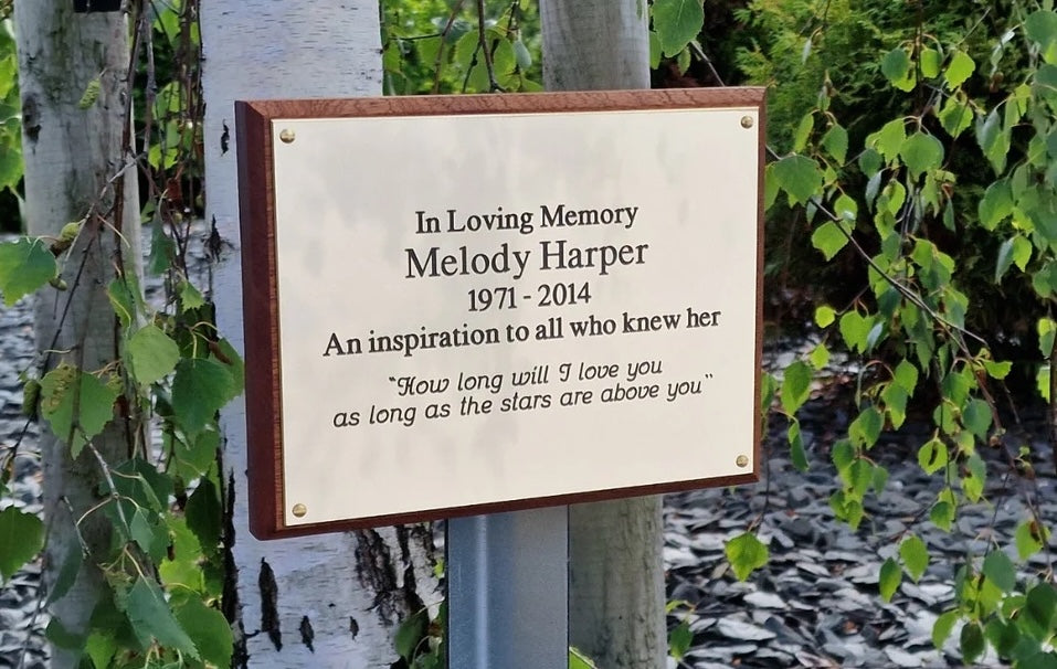 Memorial Plaques: Creating a Lasting Tribute – Engraving Studios